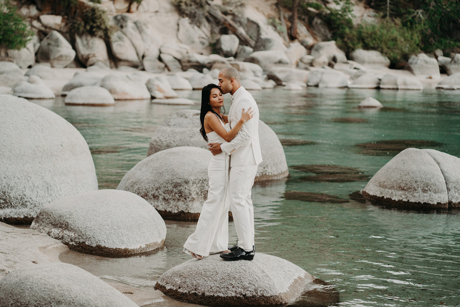 The Ultimate Guide to Eloping in Tahoe, California
